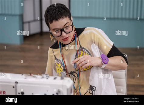 Project Runway Contestant Hester Sunshine Seeing Red Season 20 Ep 2005 Aired July 6