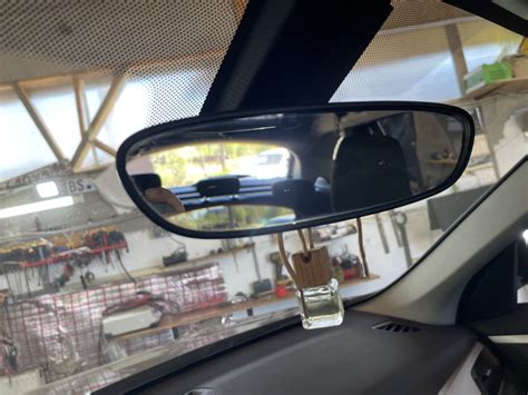 Дооснащение зеркалом заднего вида салонного с автозатимнением. — BMW X1 ...