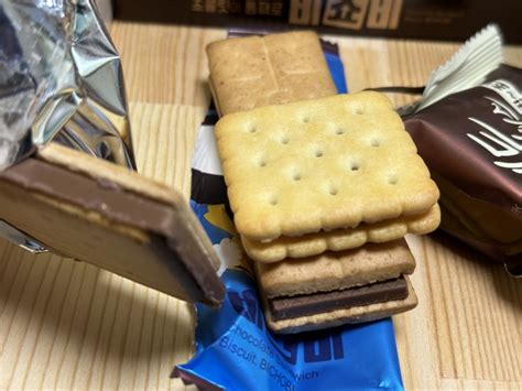 피코크 초콜릿 샌드위치 비스킷 Vs 비쵸비 Vs 샌드 에이스 초코 비교 네이버 블로그