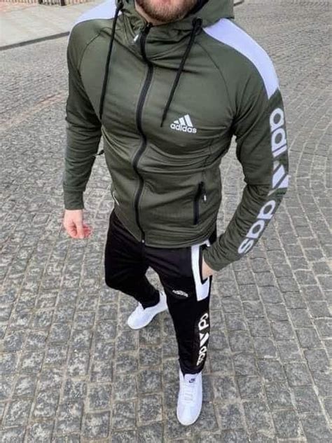 Чоловічий спортивний костюм Adidas. Чоловічий спортивний костюм Адідас ...