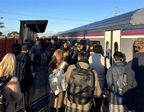 Vline Headache Rages For Mitchell Shire Commuters The North Central