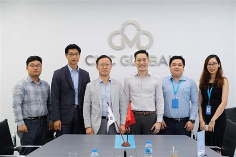 Linkedin Nga Anh Pham Park Na Young 페이지 Cmcglobal Koreaembassy