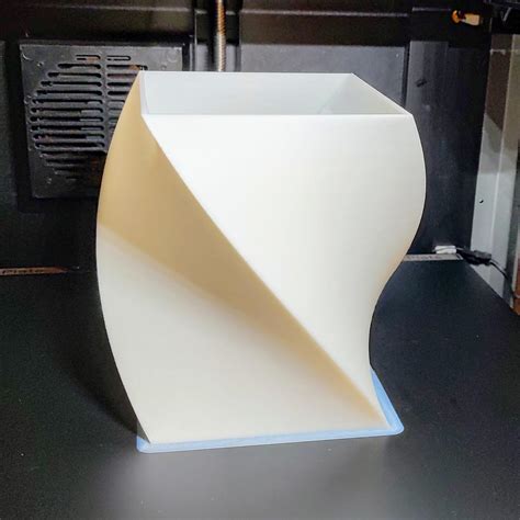 Customizable Rotating Box 3d Model By Ronoaldo On Thangs