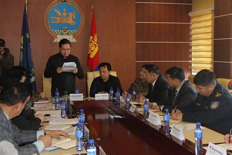 Онцгой комиссийн “Шуурхай бүлэг” Өвөрхангай аймагт ажиллалаа