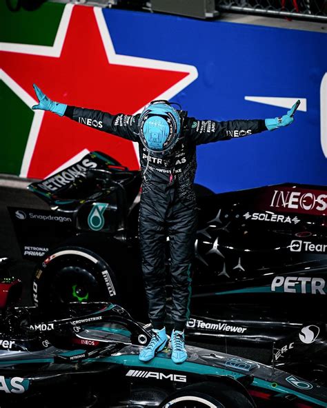 러셀 T포즈 풀샷 기타 스포츠 에펨코리아