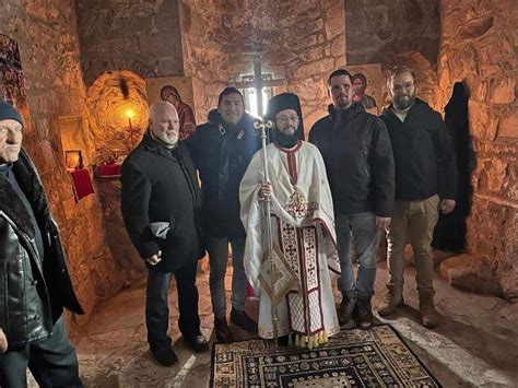 Лажни свештеник провалио у цркву СПЦ код Подујева и изјавио „Основао сам Албанску националну