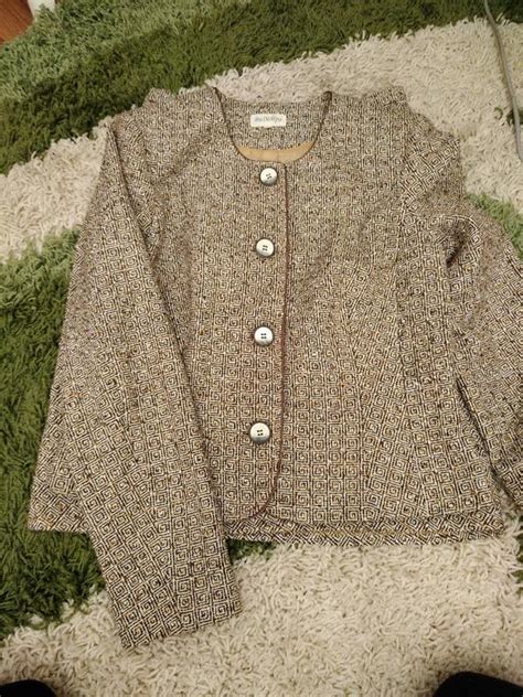 Костюм — ціна 350 грн у каталозі Костюми зі спідницею Купити жіночі