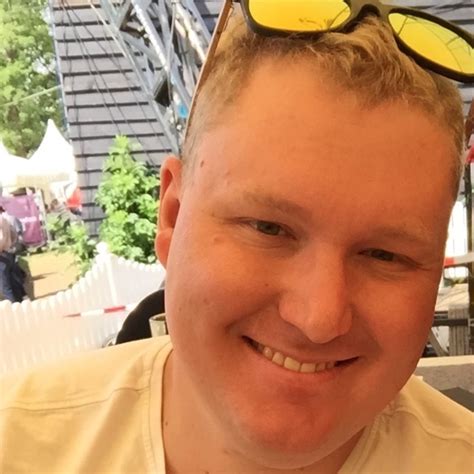 Philipp Vollet Kraftfahrzeugtechnikermeister Handwerkskammer Des