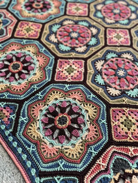 Jane Crowfoot Janie Crow Persian Tiles Blanket Sandalwood