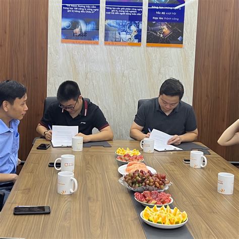 Lễ ký kết hợp tác giữa Công ty Cổ phần Giải pháp Công nghệ TTC Việt Nam và Công ty Cổ phần Giá