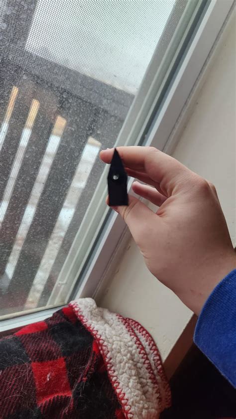 weird indent on sword blade part r fixmyprint