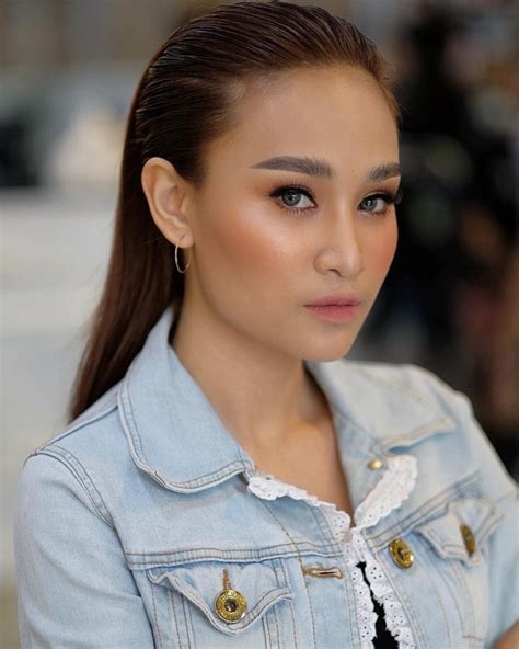 ពត់កូនទាន់នៅក្មេង ទើបតែអាយុ ៦ឆ្នាំសោះកូនស្រី សារ៉ាយ សក្ខណា បង្ហាញគំរូល្អមួយនេះបាត់ មានវីដេអូ