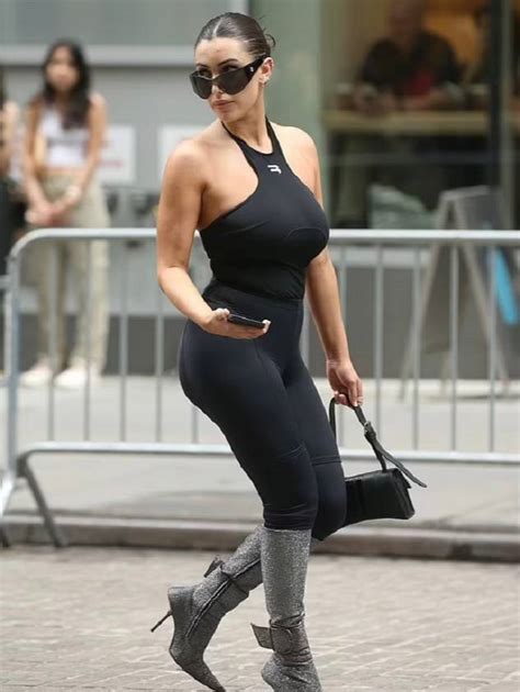 Канье Уэст женился ТОП фото его новой избранницы Бьянки Цензори