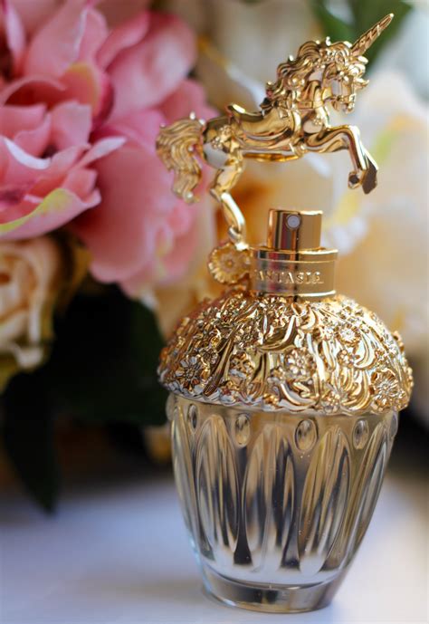 Fantasia by Anna Sui - Beauty and travel from journalist Fani Mari ...