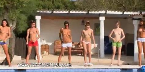 Six Naked Girls By The Pool From Usa Tnaflix
