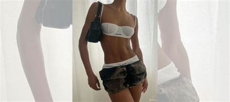 Комплект Miu Miu купить в Москве с доставкой Личные вещи Авито