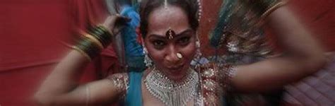 How A Delhi Brothel Turns A Shrine By The Day