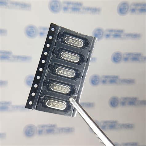 Кварц на 16.000 MHz 49 smd металлический В Челябинске| Не дорого ...
