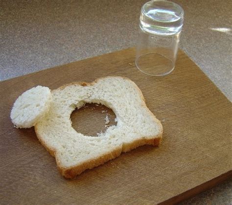 Tarp Vėjo Gūsių Pirato Akis PusryČiams