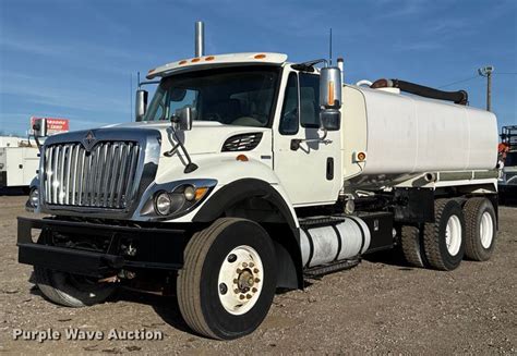 Salvage International International 7400 Water Truck Vehicles For Sale