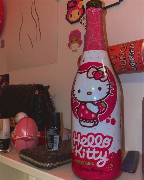 Hello kitty | Hello kitty, Bottles decoration, Kitty