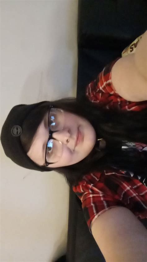 Its 2004 And You Listening To Your Fav Emo Band From Purevolume R