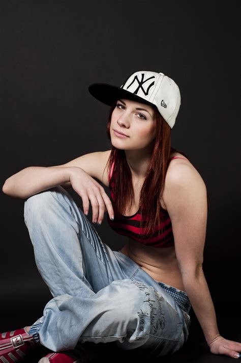 Hiphop Sexy Deep Open Pussy
