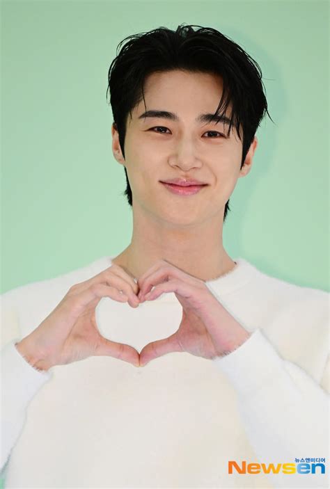 변우석 이준혁 추영우 제치고 라이징 스타 브랜드평판 1위