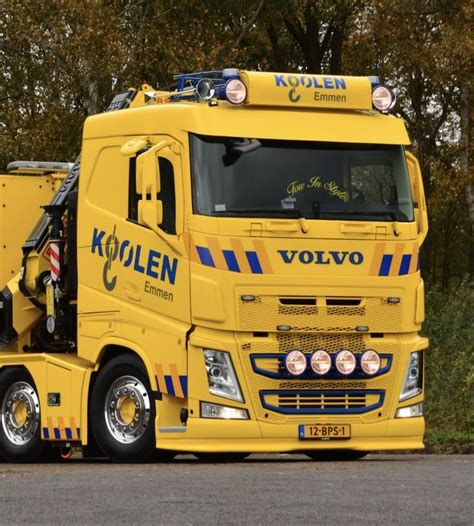 Volvo FH Frontplate Type II For Smooth Looks Go In Style Nl