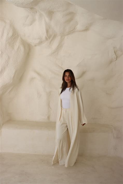 Shop Modest Clothing Online for Women — haya & i