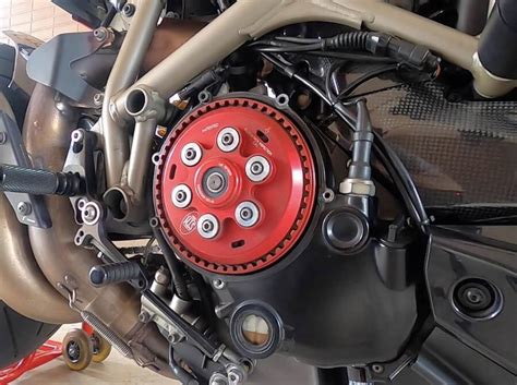 Stmの乾式クラッチはどれくらい持つのか？ 3000km走行後の初回メンテナンス パタロウのブログ