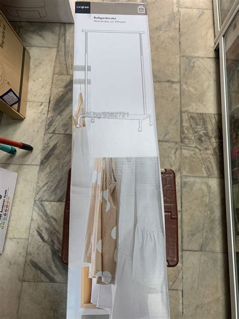 Подвижна Стойка за дрехи и обувки Бяла Друга мебел Мебели за дома и офиса Асеновград