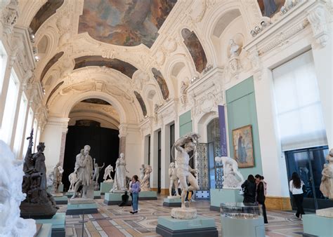 파리 뮤지엄 오봉파리 Easy To Be Parisian