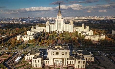 МГУ стал лучшим российским вузом в предметных рейтингах Times Higher ...