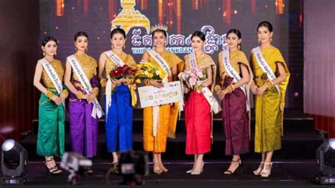 អ៊ិន ម៉ូលីកា ជ័យលាភីទេវតាឆ្នាំថោះ សារព័ត៌មាននគរធំ