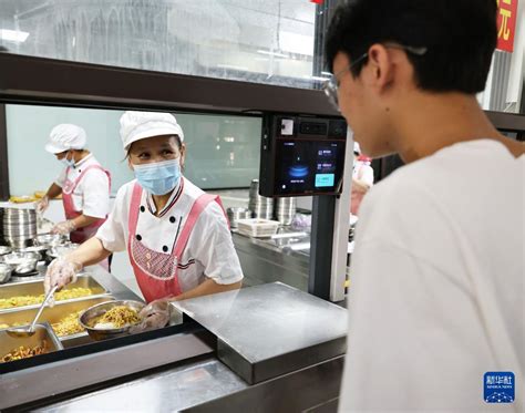易地扶贫搬迁 迎来全新生活 中国网