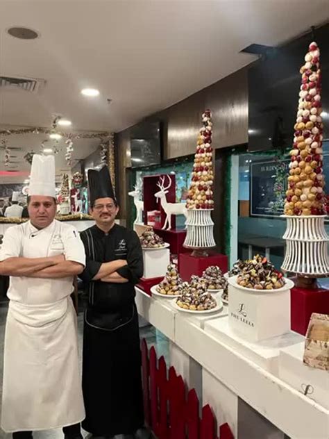 Ashutosh Kumar Jha On Linkedin Celebration Personified 🌲🎁🌲