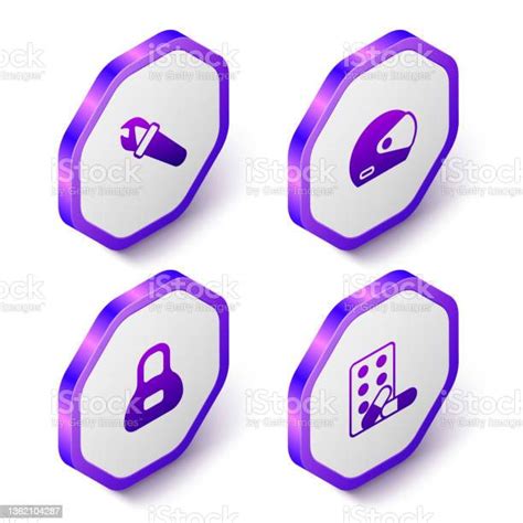 아이소메트릭 토치 불꽃 레이싱 헬멧 체중 및 스포츠 도핑을 아령 아이콘으로 설정합니다 보라색 육각 버튼 벡터 3차원 형태에 대한 스톡 벡터 아트 및 기타 이미지 Istock