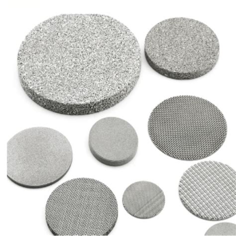 공기 액체 고체 여과를 위한 고열 소결된 금속 분말 철망사 316l Ss 스테인리스 원판 여과기 미세다공성 필터 구성 요소 및 미세다공성 필터 요소 제품