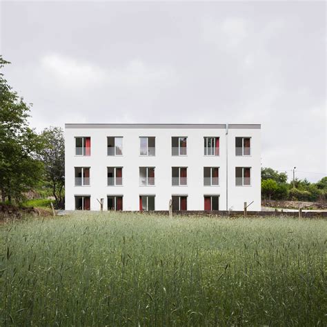 House In Fontaínhas By Fala Atelier Has Candy Coloured Accents