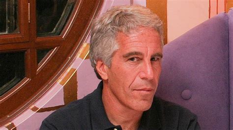 Como Jeffrey Epstein Usou A Música Pop Para Manipular As Pessoas Ao Seu