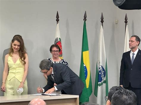 Dennis Bertolini Profdennisbertolini • Instagram Photos And Videos