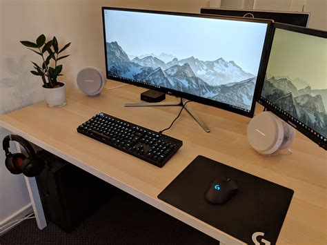 My Setup Might Have To Get A Wireless Keyboard Setup Pc Setup Gaming Setup