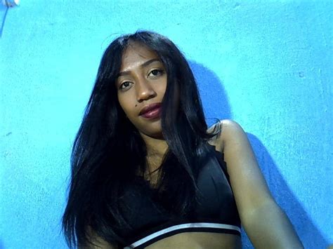 Amaracute Young Women 22 Years Old