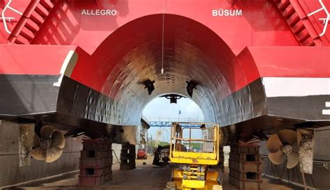 In This Close Up A View Of The Underwater Area Of The Allegro Of Opus Marine During The