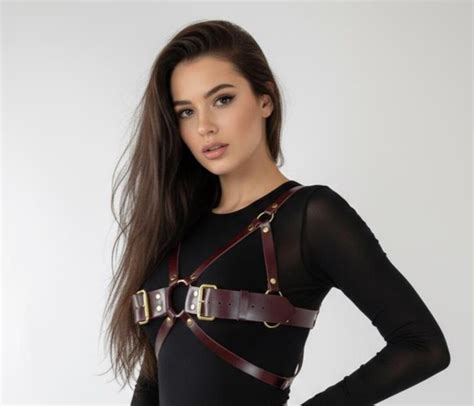Wide Bdsm Restraint Harness Bondage Leather Harnesses For Women Bust