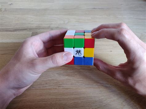 Easy Rubiks Cube Magic Trick Explained Illustrated Guide