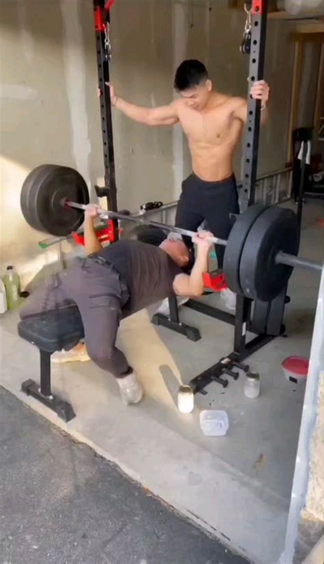 Average Gym Bro R Suddenlygay