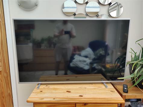 growing white blob on tv display is not working properly but sound