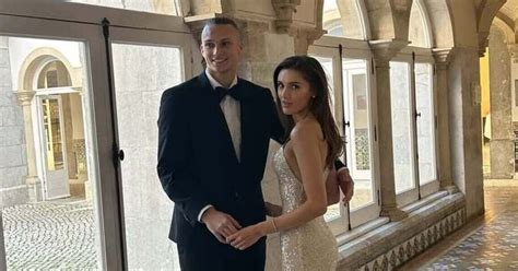 Гравець збірної України зробив пропозицію коханій ФОТО